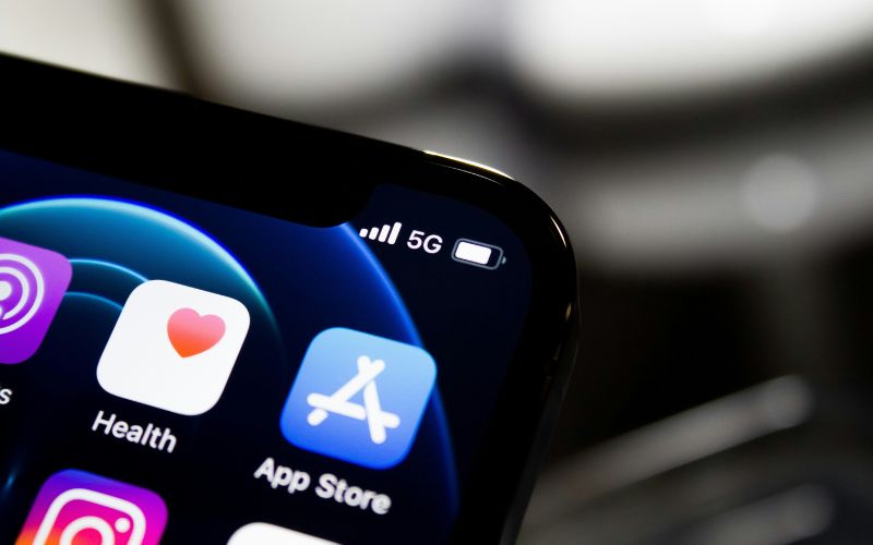 Free 5G Government iPhone: Best Models and Providers 2026