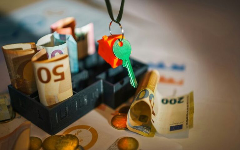 How to Budget Money on Low Income Actually Work (2026)