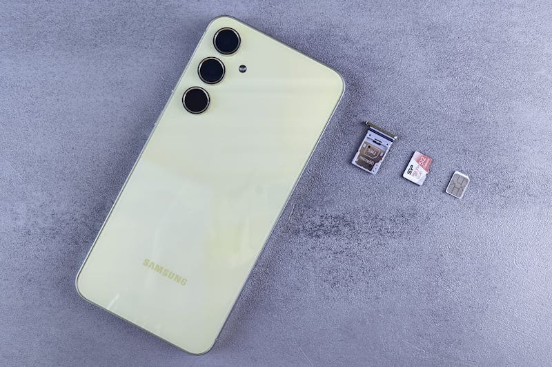 Nano SIM vs Micro SIM: 2026 Size And Compatibility Quick Guide
