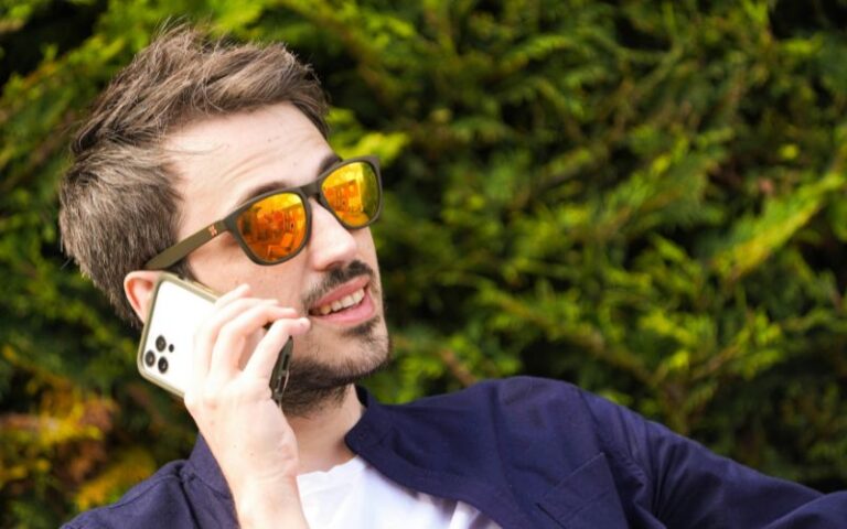 What Is Call Waiting? Easy Guide & iPhone Setup 2026