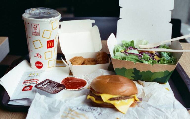 What Time Does McDonald’s Stop Serving Breakfast? Update 2026